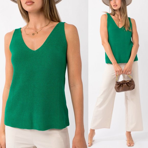 Gilli clothing | Tops | Teagan Front And Back V Neck Tank | Poshmark